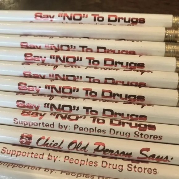 Office | Say No To Drugs 8s 90s Campaign 12 Vintage Pencils Peoples ...